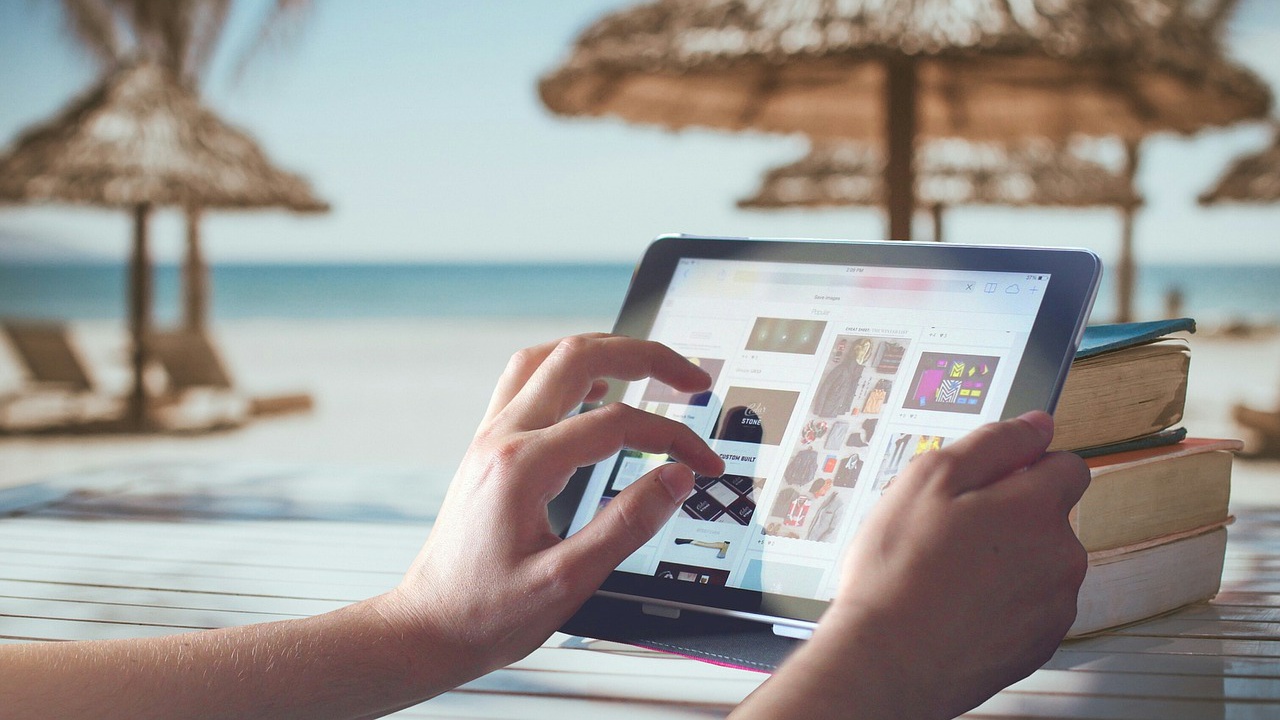 Tesla’s 2025 Tablet is Coming, and It’s About to Blow Your Mind!