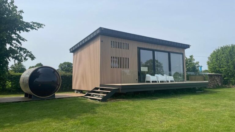 End of Boxabl. Elon Musk's $7,575 Tesla Tiny House: FREE Land. SHOCKING ...