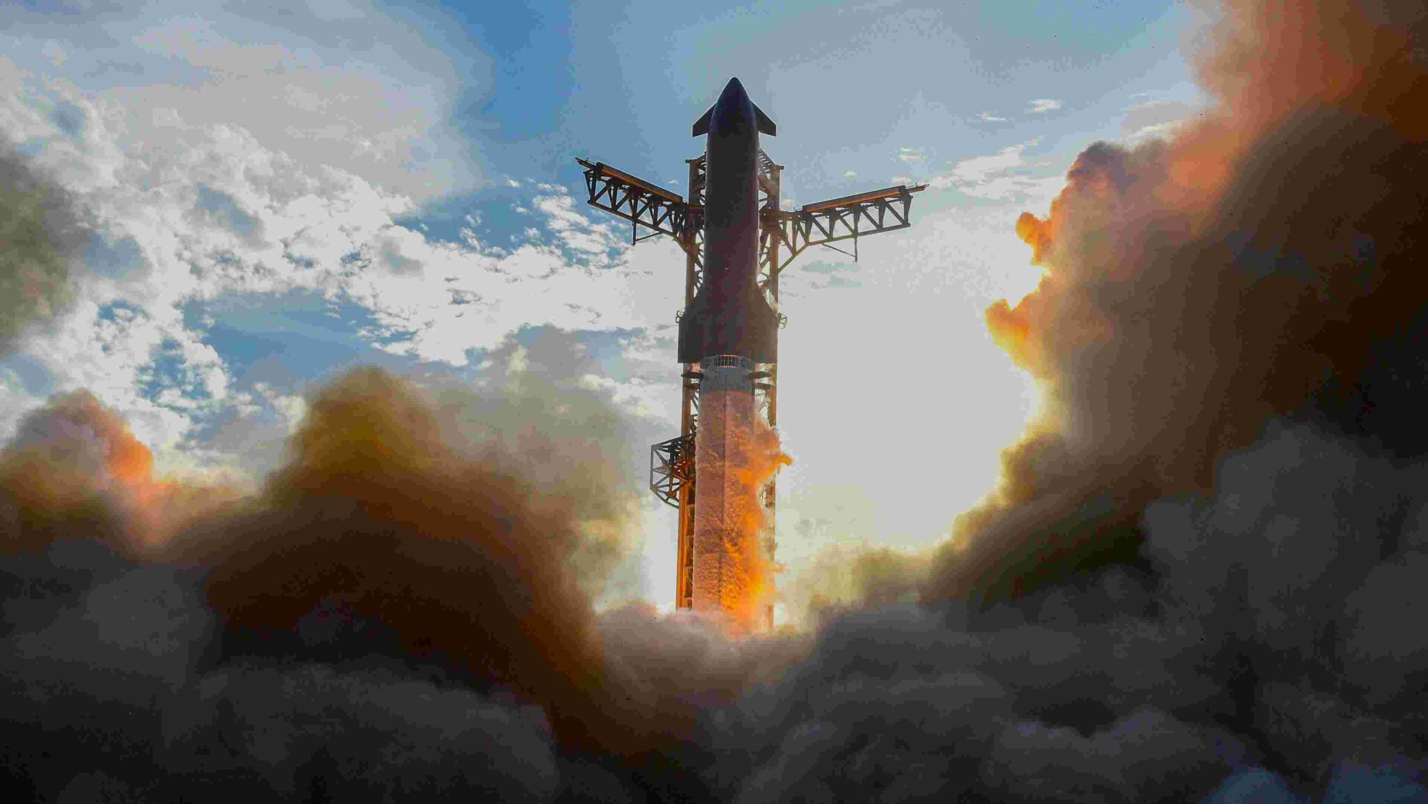 SpaceX Starship is finally Launching Into Orbit for the First Time ...